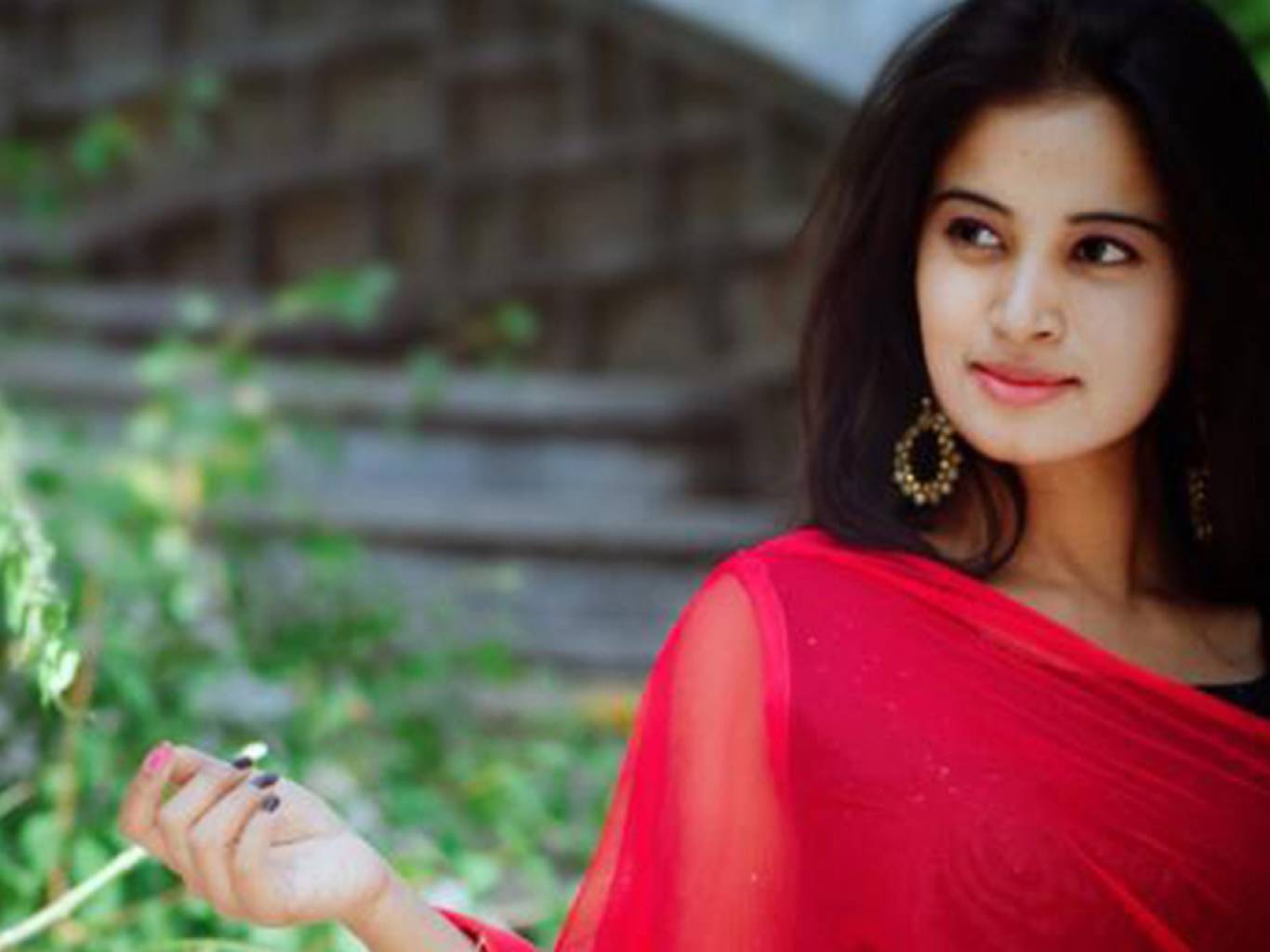 Anusha Rai HD Wallpapers | Latest Anusha Rai Wallpapers HD Free ...
