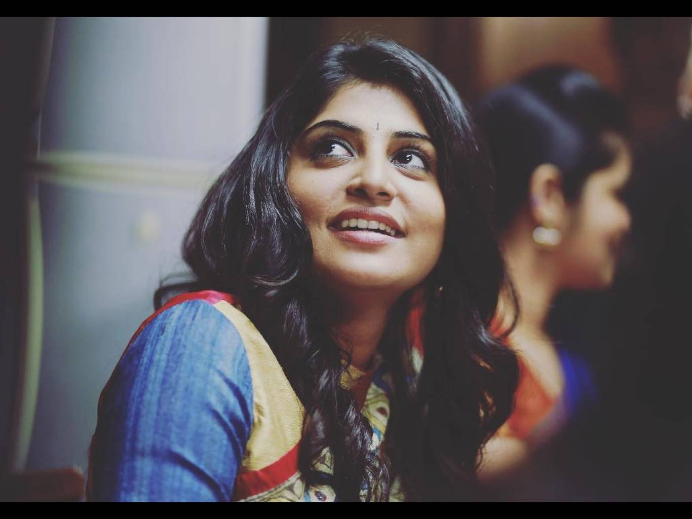 Manjima Mohan HD Wallpapers | Latest Manjima Mohan Wallpapers HD Free ...