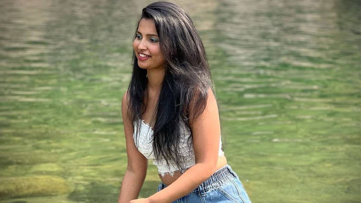 Anicka Vikhraman HD Wallpapers | Latest Anicka Vikhraman Wallpapers HD ...