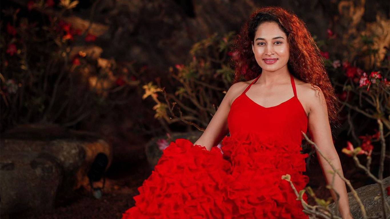 Pooja Ramachandran HD Wallpapers | Latest Pooja Ramachandran Wallpapers ...