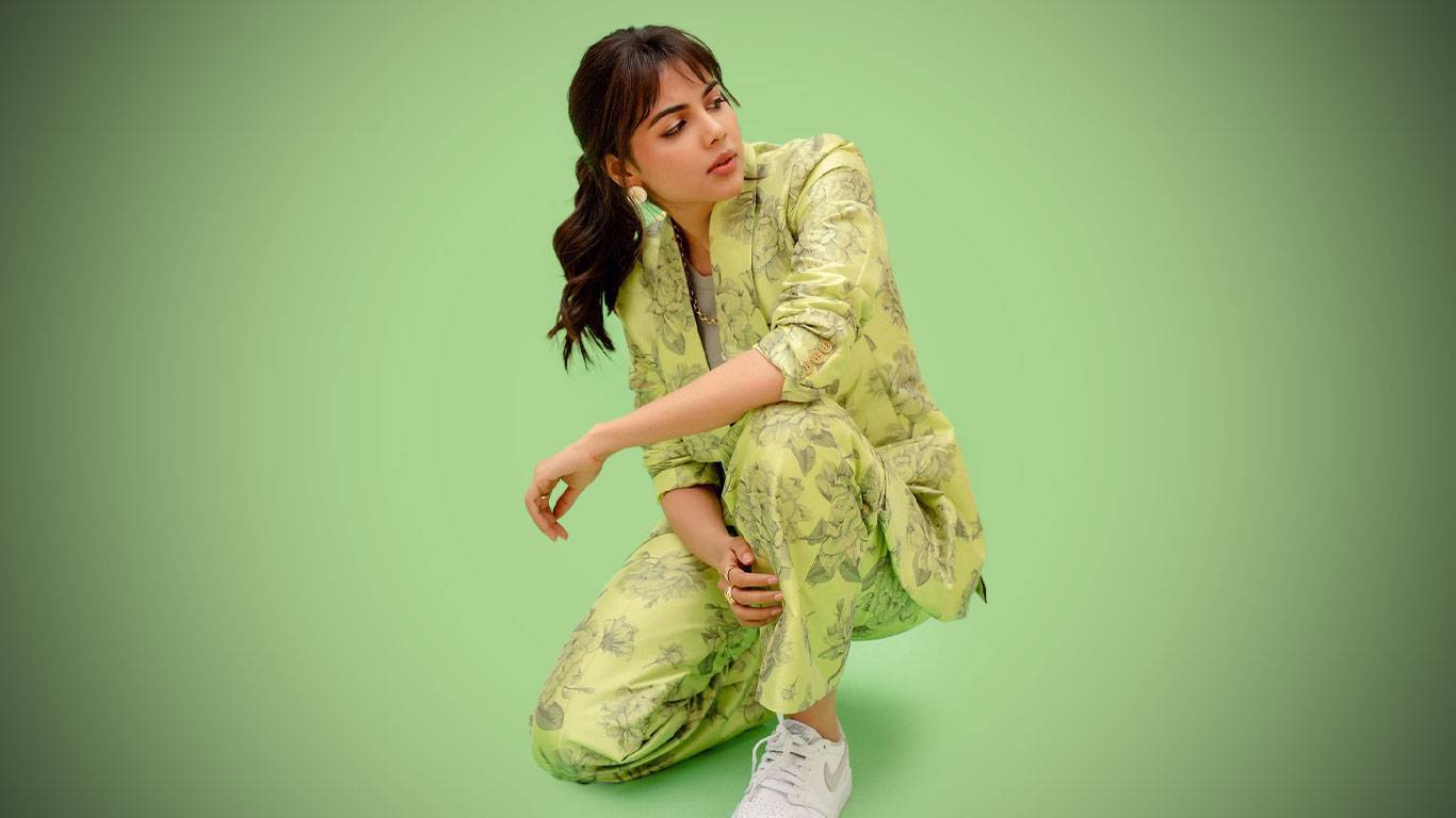 Kalyani Priyadarshan HD Wallpapers | Latest Kalyani Priyadarshan ...